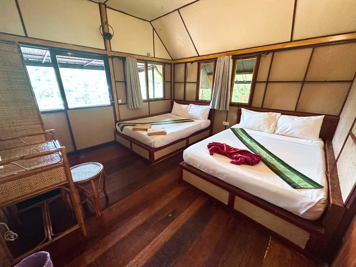 Tropical Family For Adventurers On Phi Phi Island - ピーピー・ドーン島