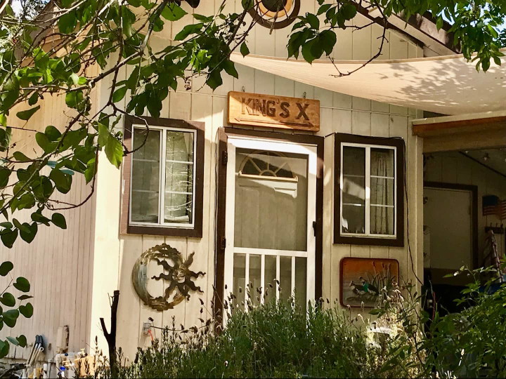 Kings X Cabin A Private, Romantic Getaway - Three Rivers, CA