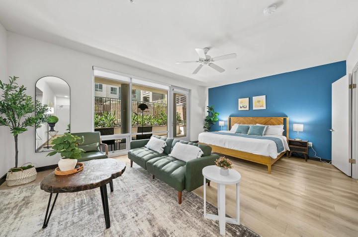 Cozy Home,free Parking, Pool, Gym - Hollywood, CA