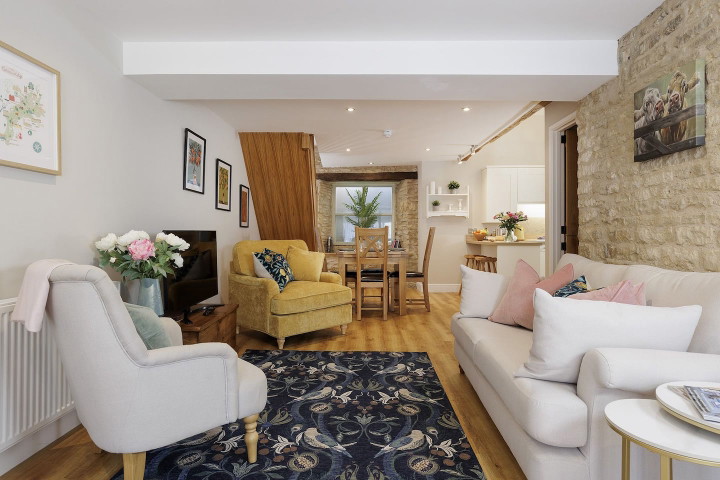 Luxury Dog Friendly Apartment - The Staircase - Stow-on-the-Wold