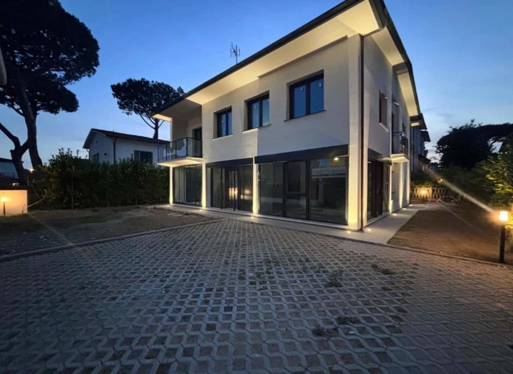 Villa Enky- Villa Ristrutturata A 600m Dal Mare - Viareggio