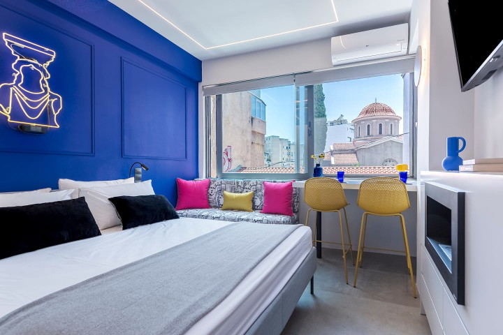 "Morfes Karyatisstudio-5 From Monastiraki Square - Athens