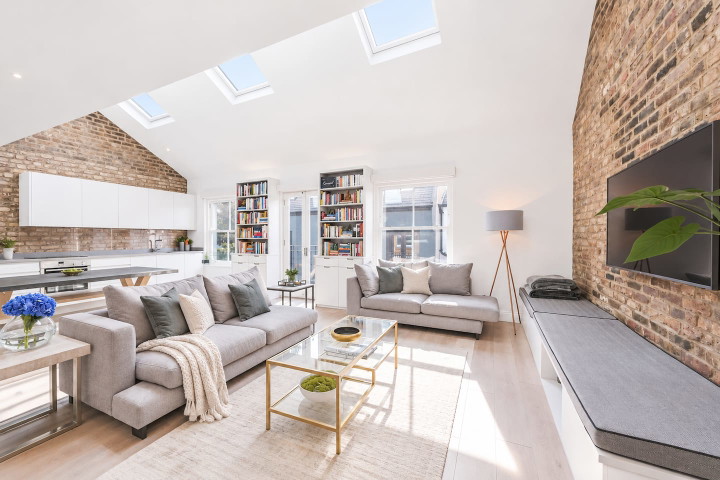 Stunning Bright Quiet Loft 2bed/2bath 871 Sqft - London