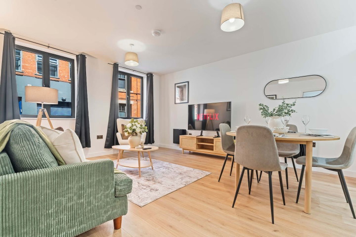 Luxury 2 Bed Flat In Jq Birmingham + Free Parking! - Birmingham