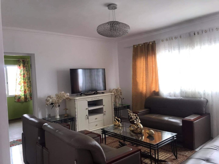 Grand Appartement De 3 Ch En Plein Centre Ville - Antananarivo