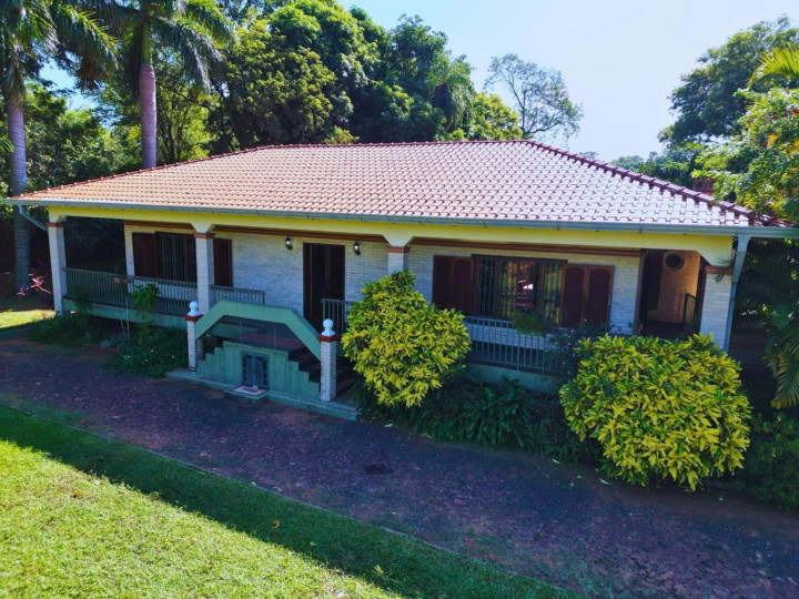 Rustic Country House In ÑEmby - Paraguay