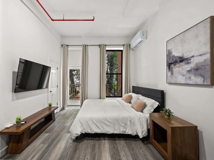 Nyc King Studio With Private Deck | The Serene - Nueva York