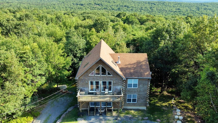 Pocono 6br: Game Room, Hot Tub, Lake+beach Access - Pocono Lake