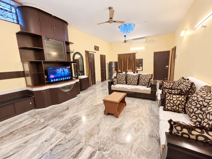 Vj's Luxury Home | 2bhk | Premium Stay - Madurai