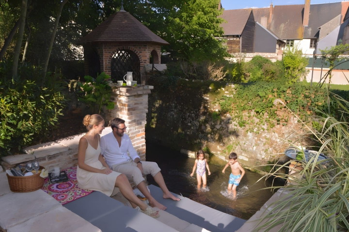 Les Pieds Dans L'eau, à 2 Heures De Paris - Aubigny-sur-Nère