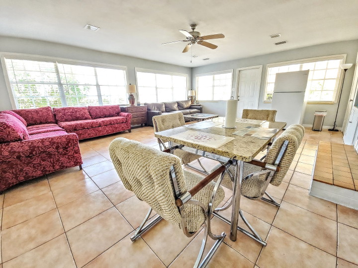 Private Large Studio 5 Min. From Downtown F. Myers - Fort Myers, FL