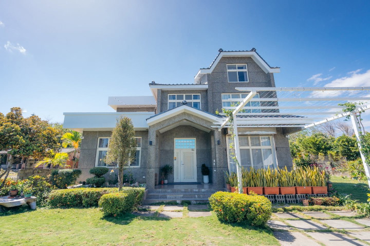 有漁Maura's House ／全新裝潢/獨立大草皮/200坪豪華度假別墅／2f大陽台/烤肉野餐 - Taitung County