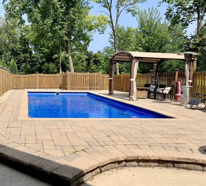 Pool, Arcade, Hot Tub And More @16th And Aldeen - Rockford, IL