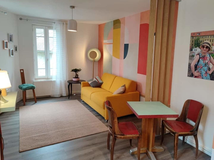 Studio Et Place De Parking Priv. En Vieille Ville - Montluçon