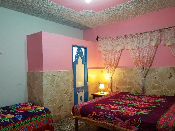 Aparhostal Recarey. Wi-fi And Free Sim Card - Havana