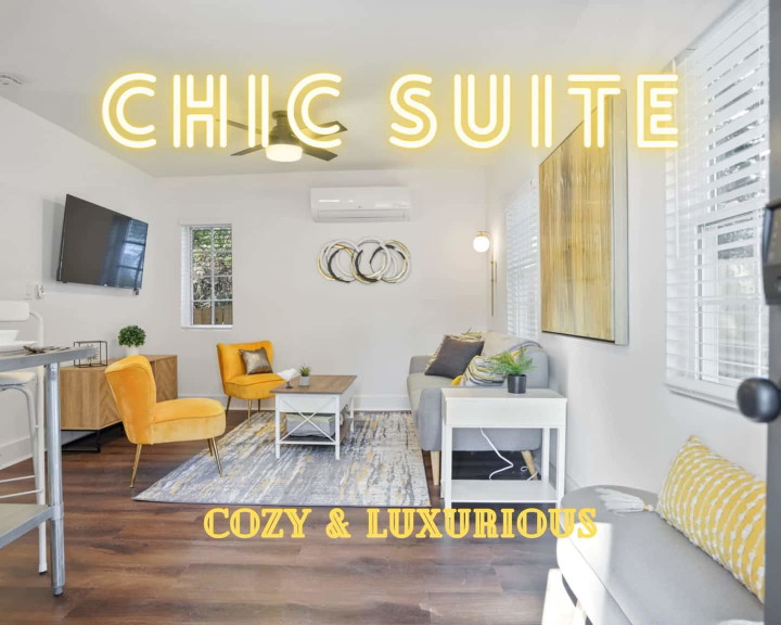Chic Suite | Tiny Luxury In Ideal Location - Atlanta, GA