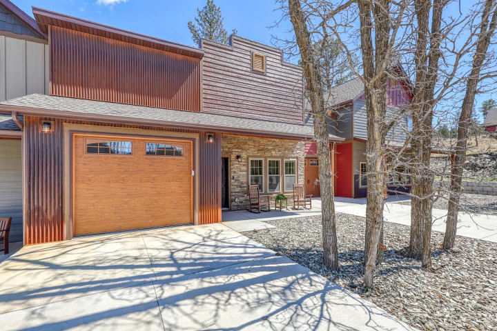Modern Condo Near Rapid City And Mt. Rushmore - Mount Rushmore, SD
