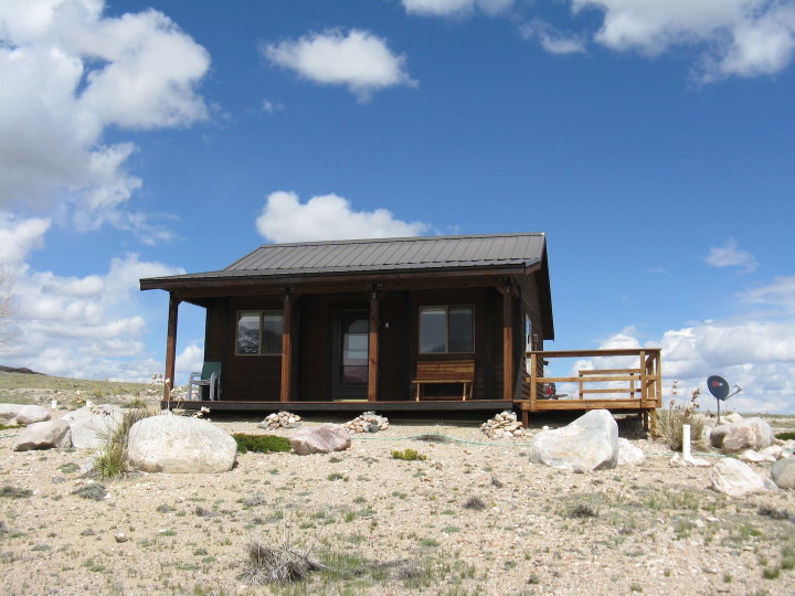 Baker Cabin In Scenic Clark Wyoming - Wyoming