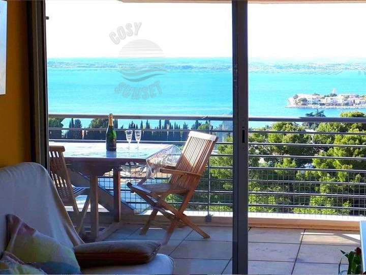 T2 Vue Etang: Piscine, Clim, Netflix, Wifi, Pkg - Sète