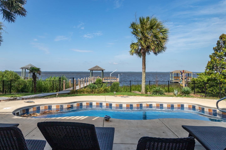 Chill, Play & Soak In The Views At Duckutopia! - Duck, NC