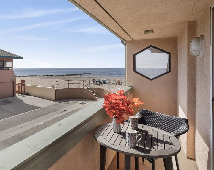 Nearly Beachfront Escape 2the Stars, No Guest Fee! - Ventura, CA