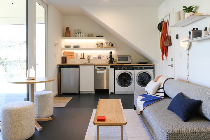 Modern Suite: Ev, Walk Downtown, Washer Dryer - Raleigh, NC