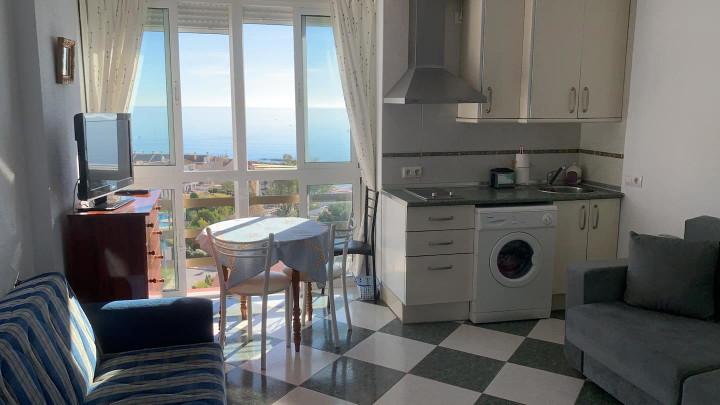 Benalmádena Costa Junto A La Playa Y Vistas Al Mar - Benalmádena