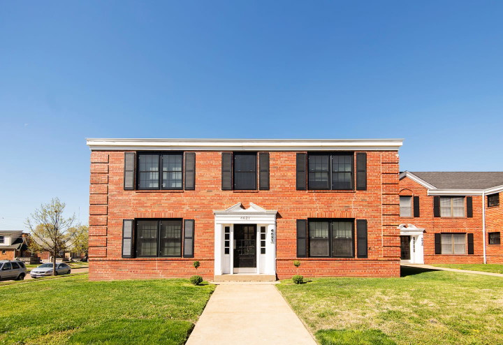 Terrific 1 Bedroom Apartment - Kirkwood, MO