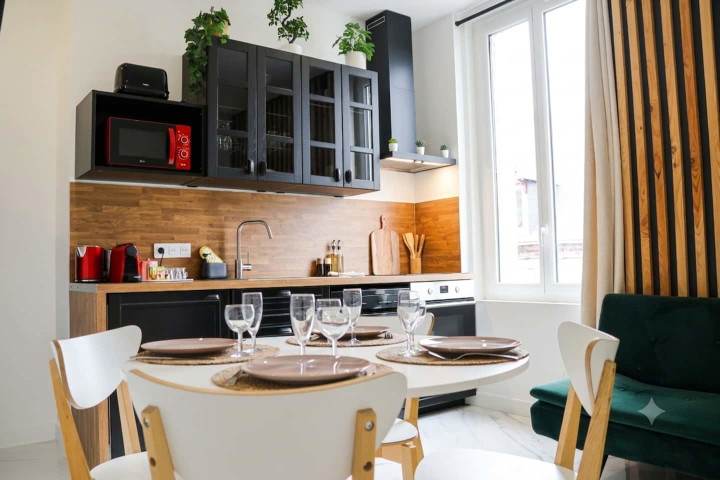 Canopy Duplex 2-bedroom, Air-conditioned, Train Station, Spa, Wi-fi, Hd - Rouen