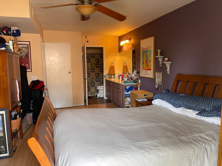 Master Bedroom With Private En-suite Restroom - Santa Ana, CA