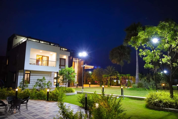 Orchid Luxury Farm Stay / Pool Villa Hyderabad - Hyderabad