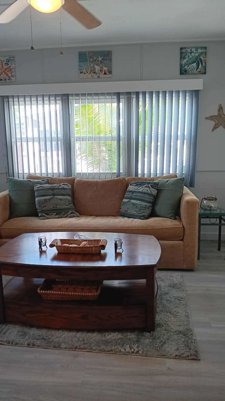 Sealavie Cute Home Near Bridge St, Beach & Bay - Anna Maria Island, FL