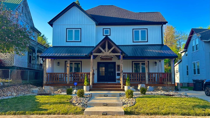 The Farmhouse At Bristol - Bristol, TN