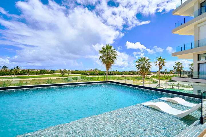 Romantic Getaway In The Azzure Caribbean - Punta Cana