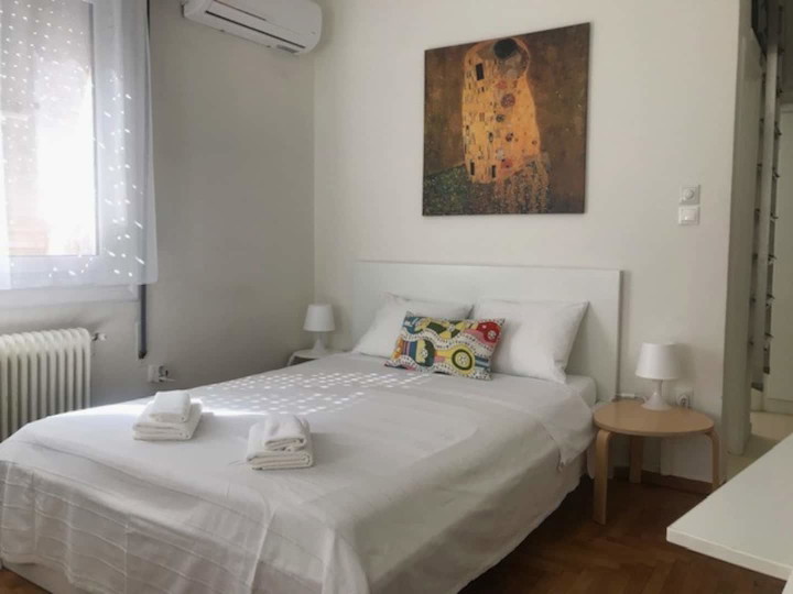 Near Acropolis Sunny Apartment! - Athens
