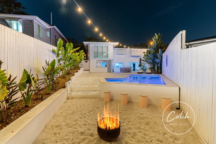Intimate City Hideaway: Alternative Beach Retreat - Balmoral