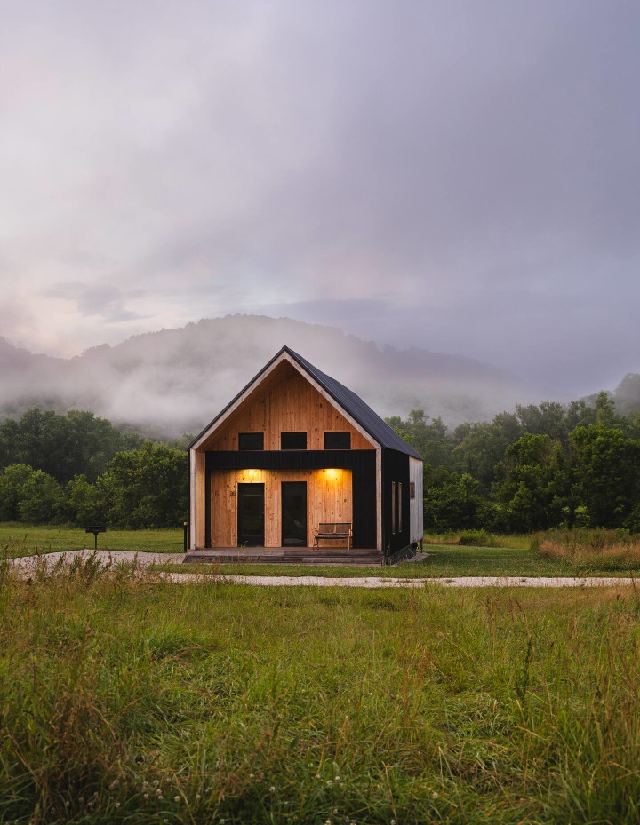 Hiker's Haven | River Beach, Hot Tub, Starry Night - Slade, KY