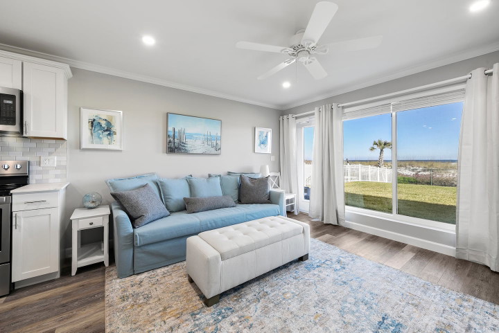 Jacksonville Beach Front Paradise-close To Mayo - Jacksonville Beach, FL