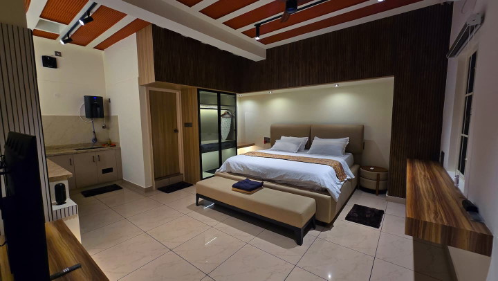 Amour By Bobo | Luxe Studio With Urban Charm - Mysuru