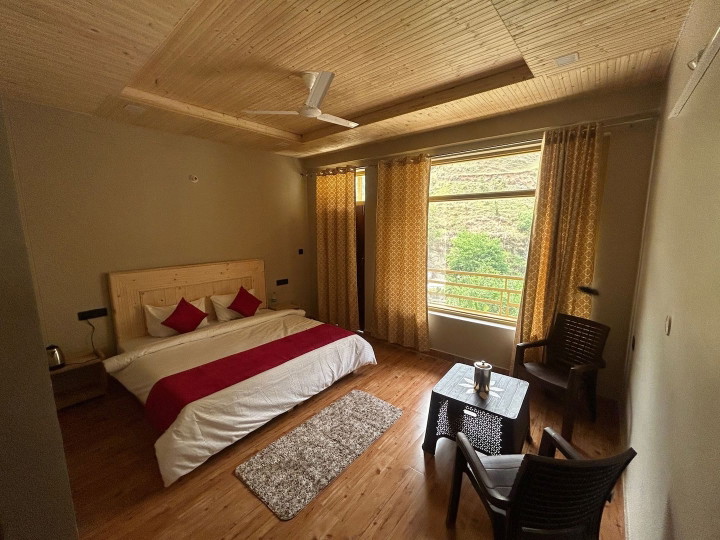 Private Room With Balcony | Tiger Falls Getaway - Chakrata