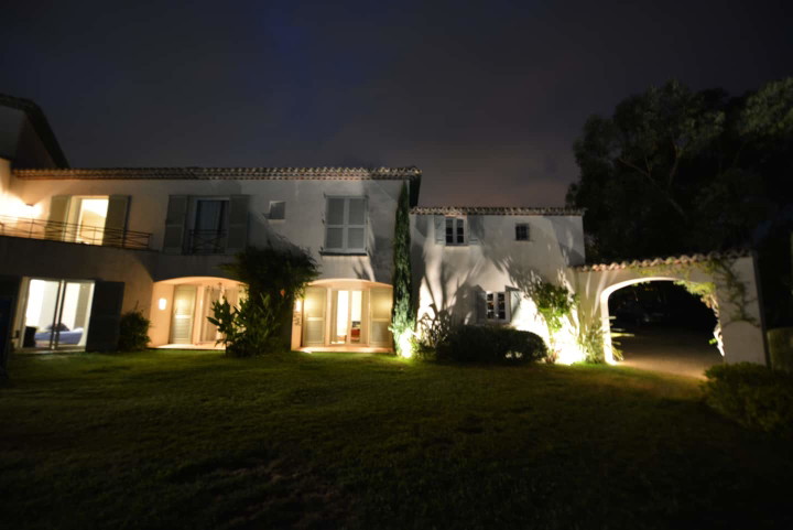 Dream Place By The Sea, Beach And Tennis Court - Les Issambres