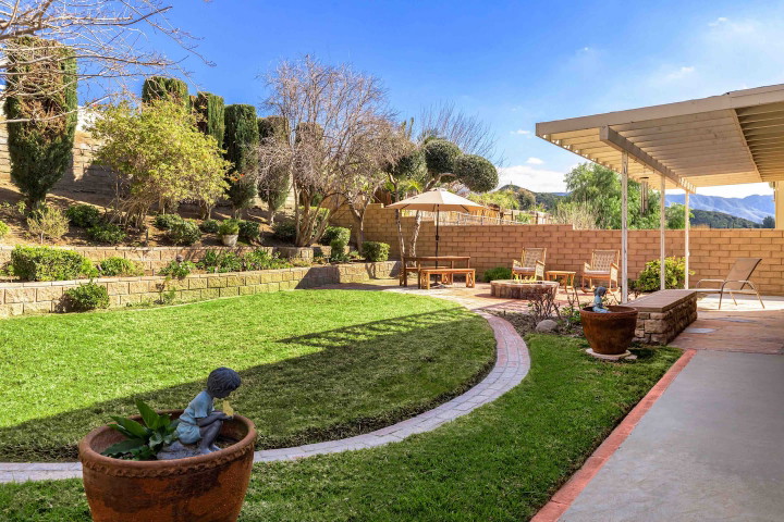 Goode.homes | Luxury Home W/ Beautiful Garden - Santa Clarita, CA
