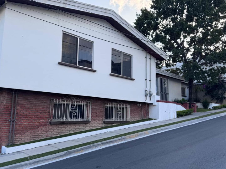 Casa Carlos - Colinas De San Jeronimo - Monterrey
