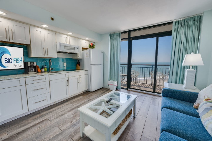 Coastal Condo W/ Ocean View & Resort Pools - South Carolina