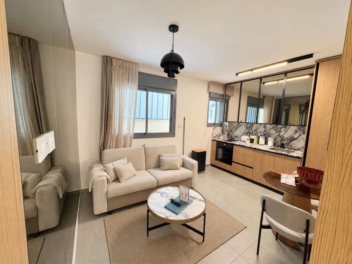 Deluxe 1br | Dizengoff Location | Mamad | D80 - Tel Aviv-Yafo