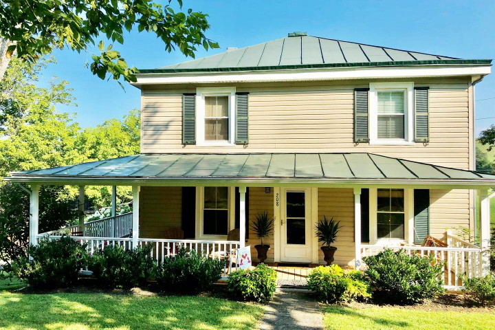 Modern Farmhouse Near Vmi, W&l, Svu & Va Horse Ctr - Lexington, VA