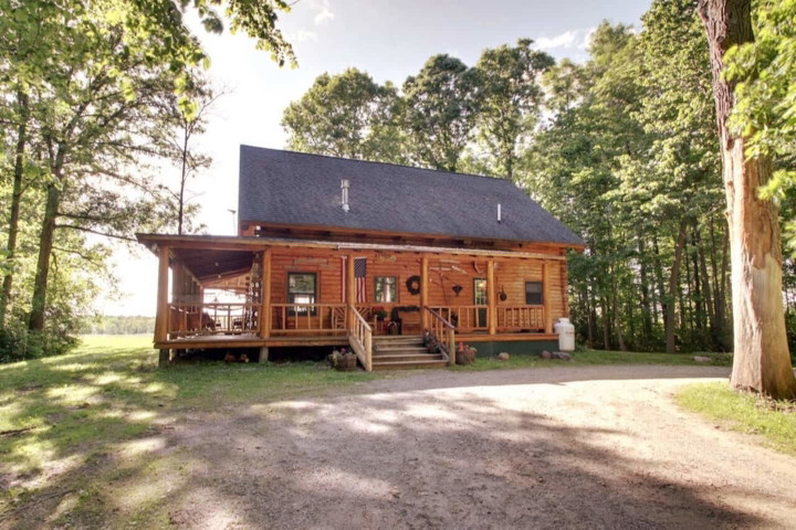 Chalet En Rondins Adapté Aux Chiens Avec Jacuzzi Et Vue&nbsp;! - Vermont