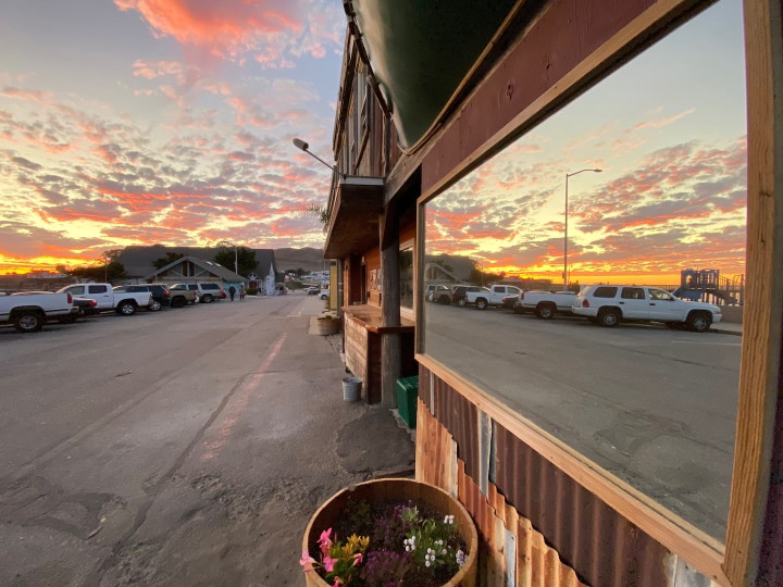 Spacious Beachside Cabana In Downtown Cayucos - Cayucos, CA
