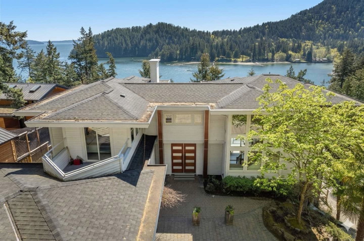 Bowen Island Ocean Retreat | Whole House | Hot Tub - Bowen Island