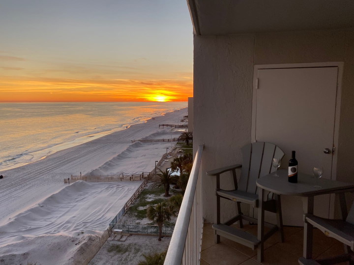 Direct Beachfront In The Heart Of Gulf Shores! - Gulf Shores, AL